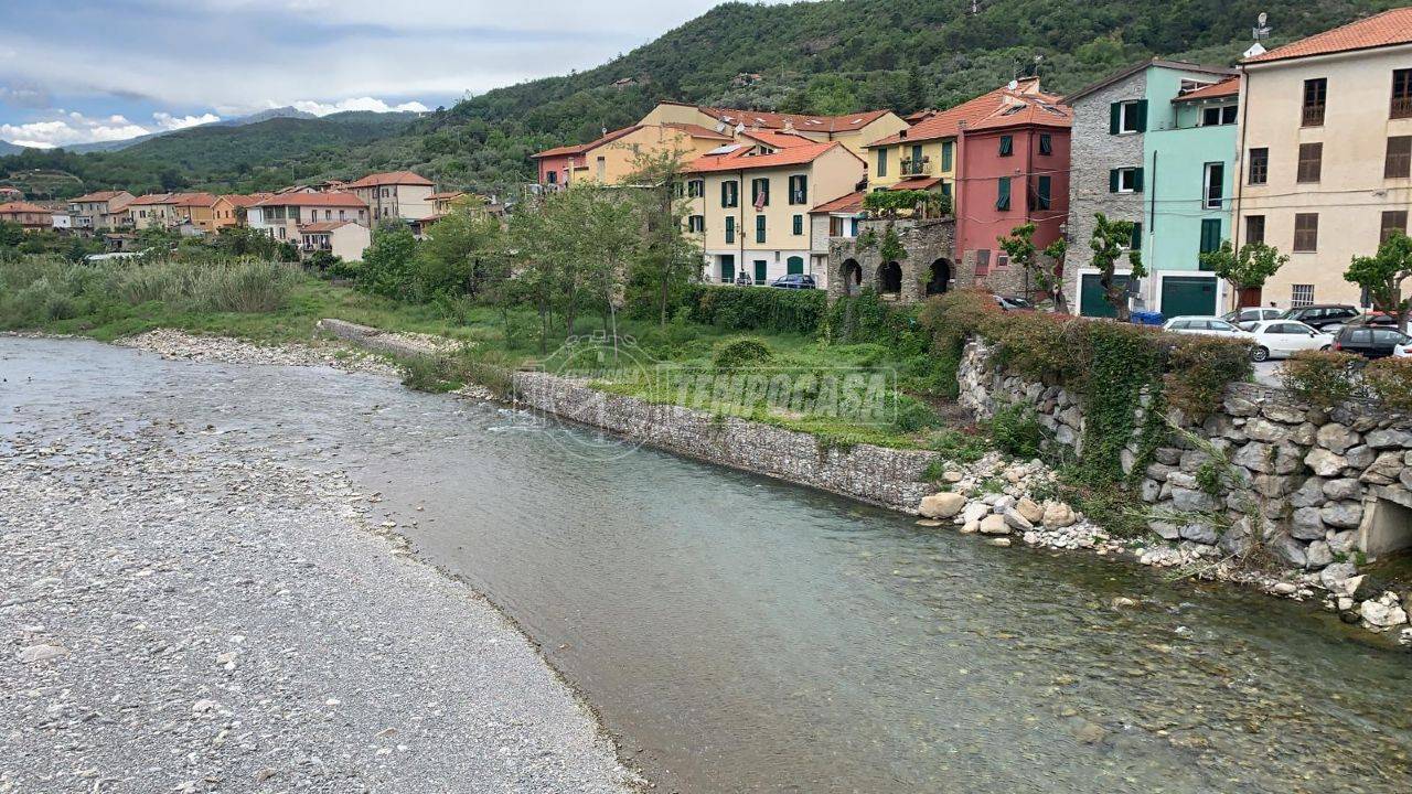 Trilocale via Roma 235, Centro, Ortovero