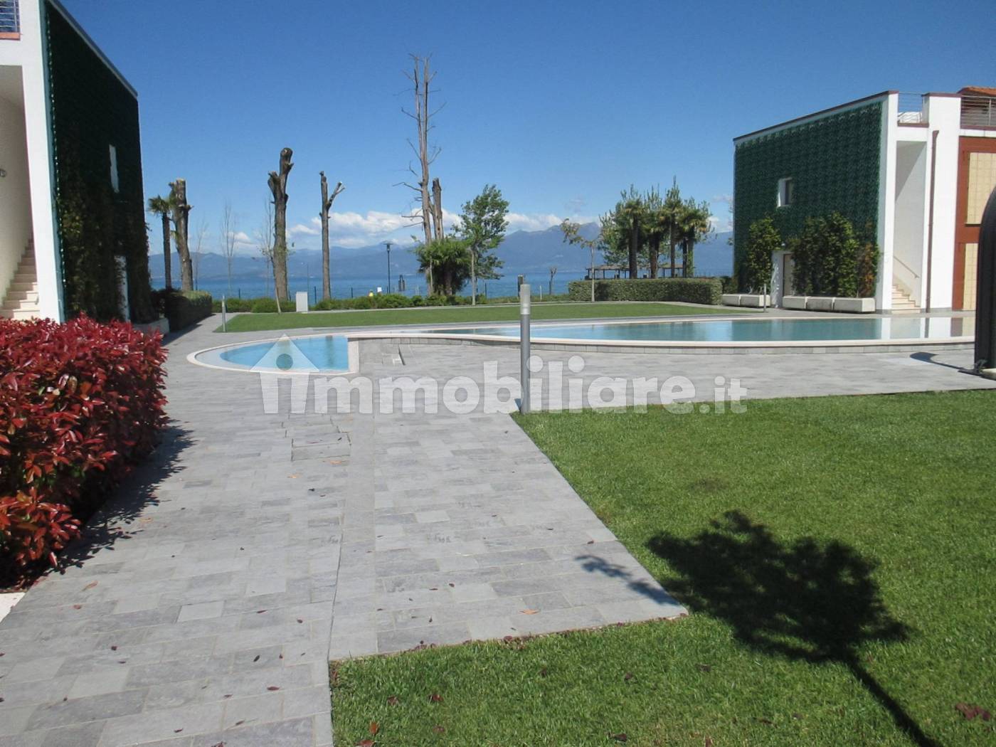 Trilocale Spiaggia Pioppi, Centro, Peschiera del Garda