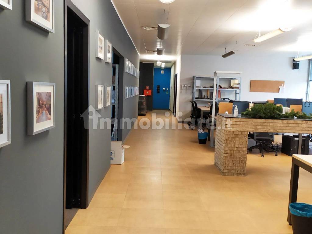 Ufficio - Studio via Luciano Manara 2, Limbiate, Rif. 100074170 ...