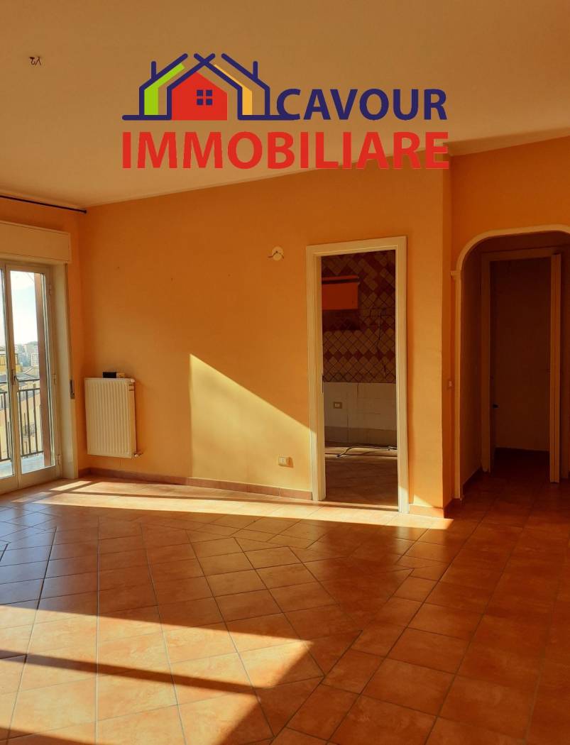 Trilocale via Gabriele Amico Valenti 97/a, Centro, Caltanissetta