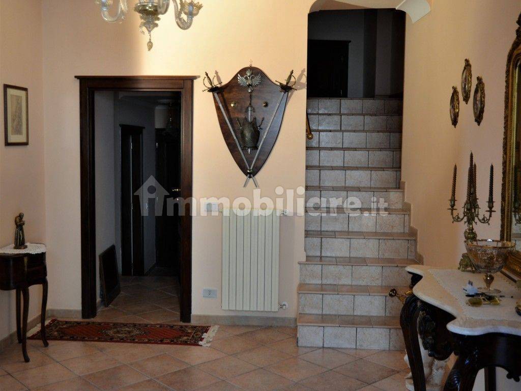 Vendita Appartamento in via Carafa. Grottolella. Con terrazza, rif ...