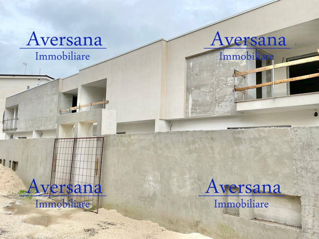 Villa bifamiliare viale della Libertà, Lusciano