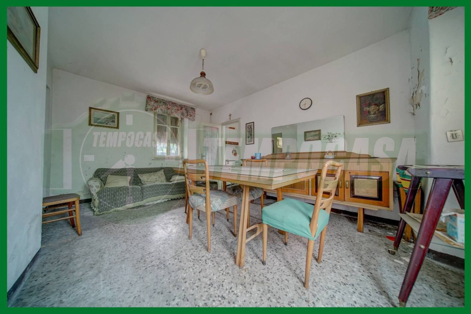 Bilocale via Luigi Cadorna, Azzio