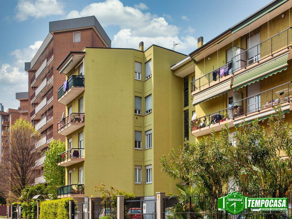 Bilocale via Alcide De Gasperi 6, Taccona, Muggiò