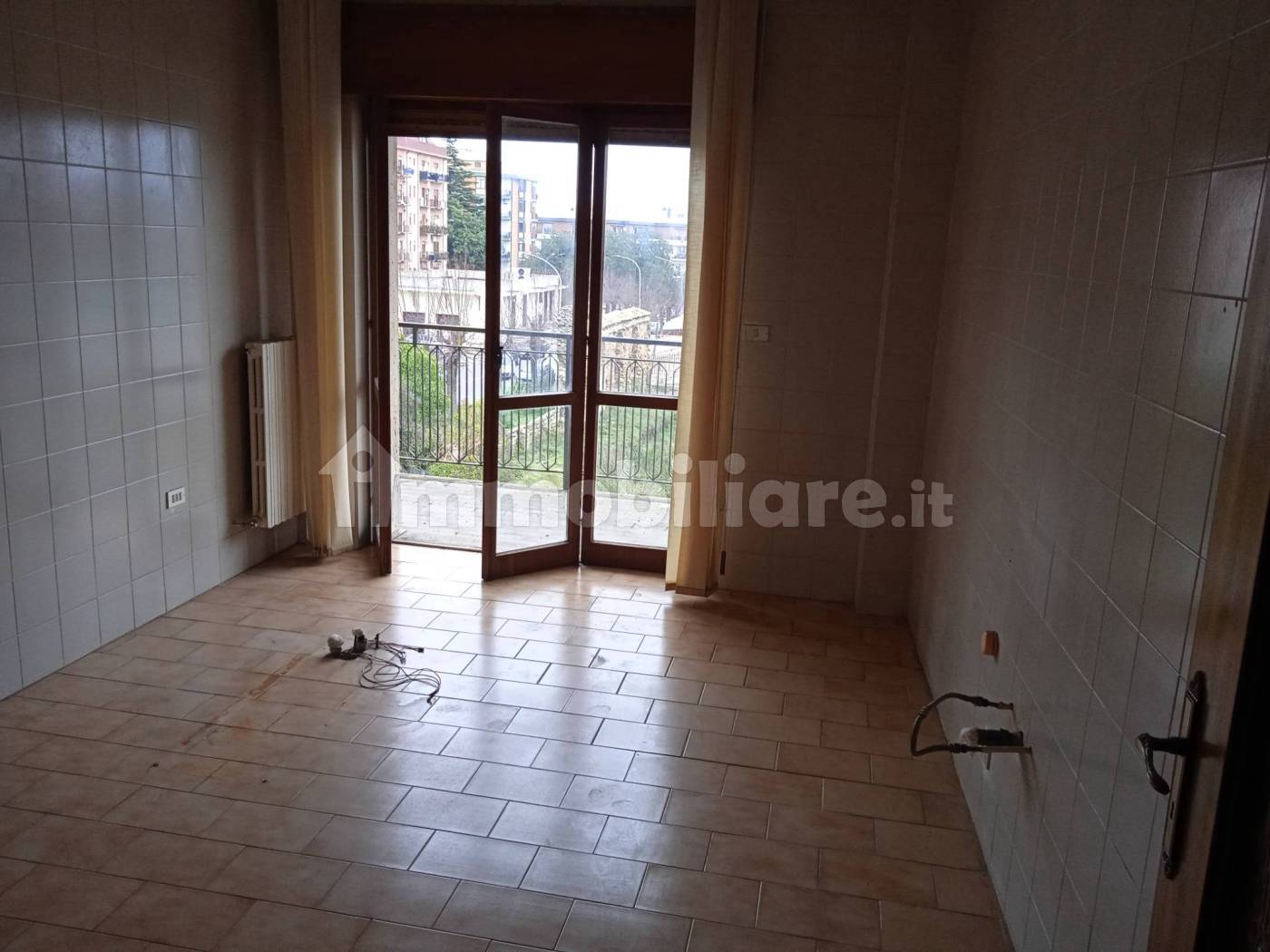 Quadrilocale via Dante Alighieri, Centro, Vibo Valentia