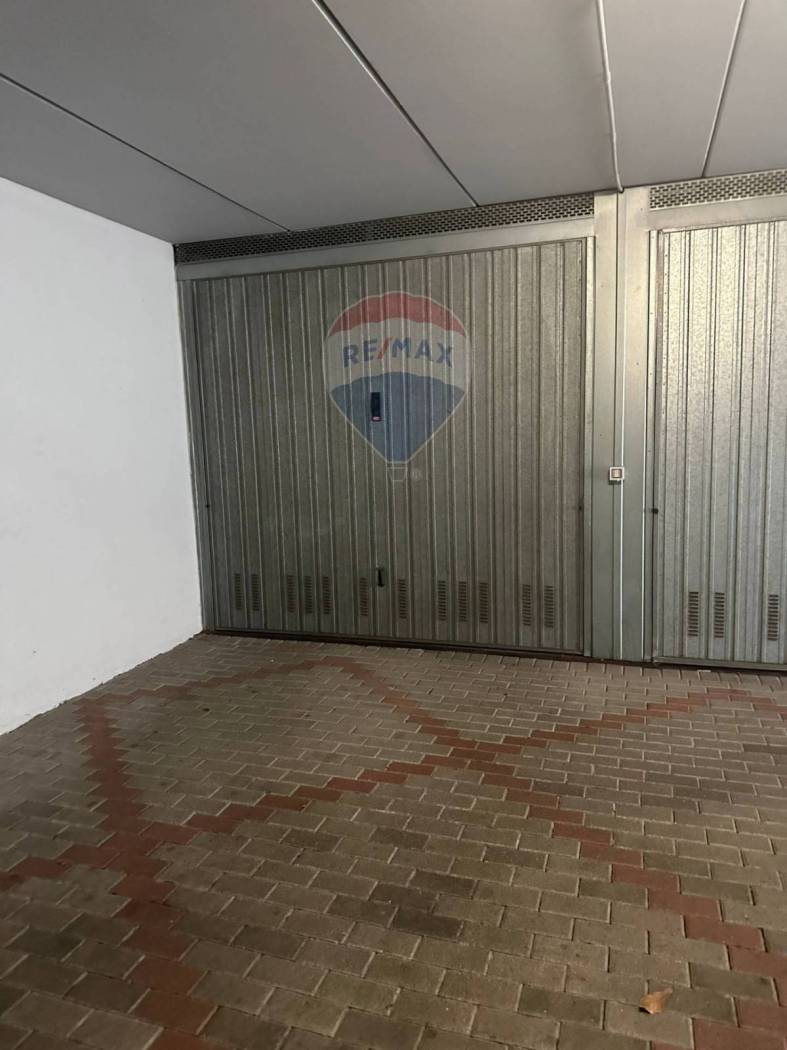 Garage - Box in Vendita