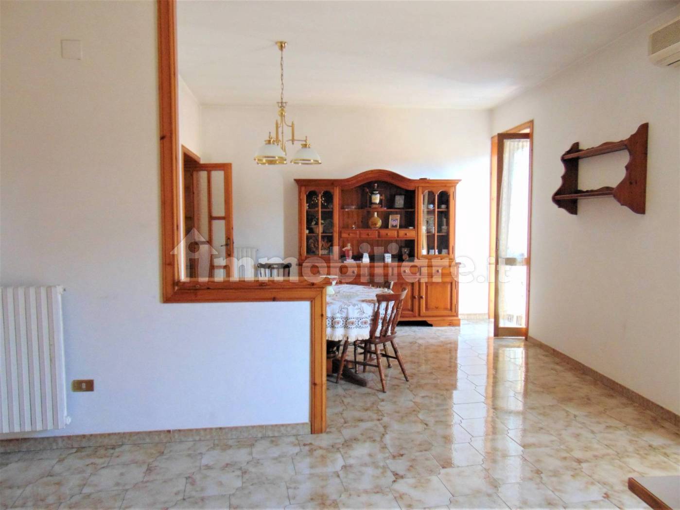 Quadrilocale baiano, Baiano