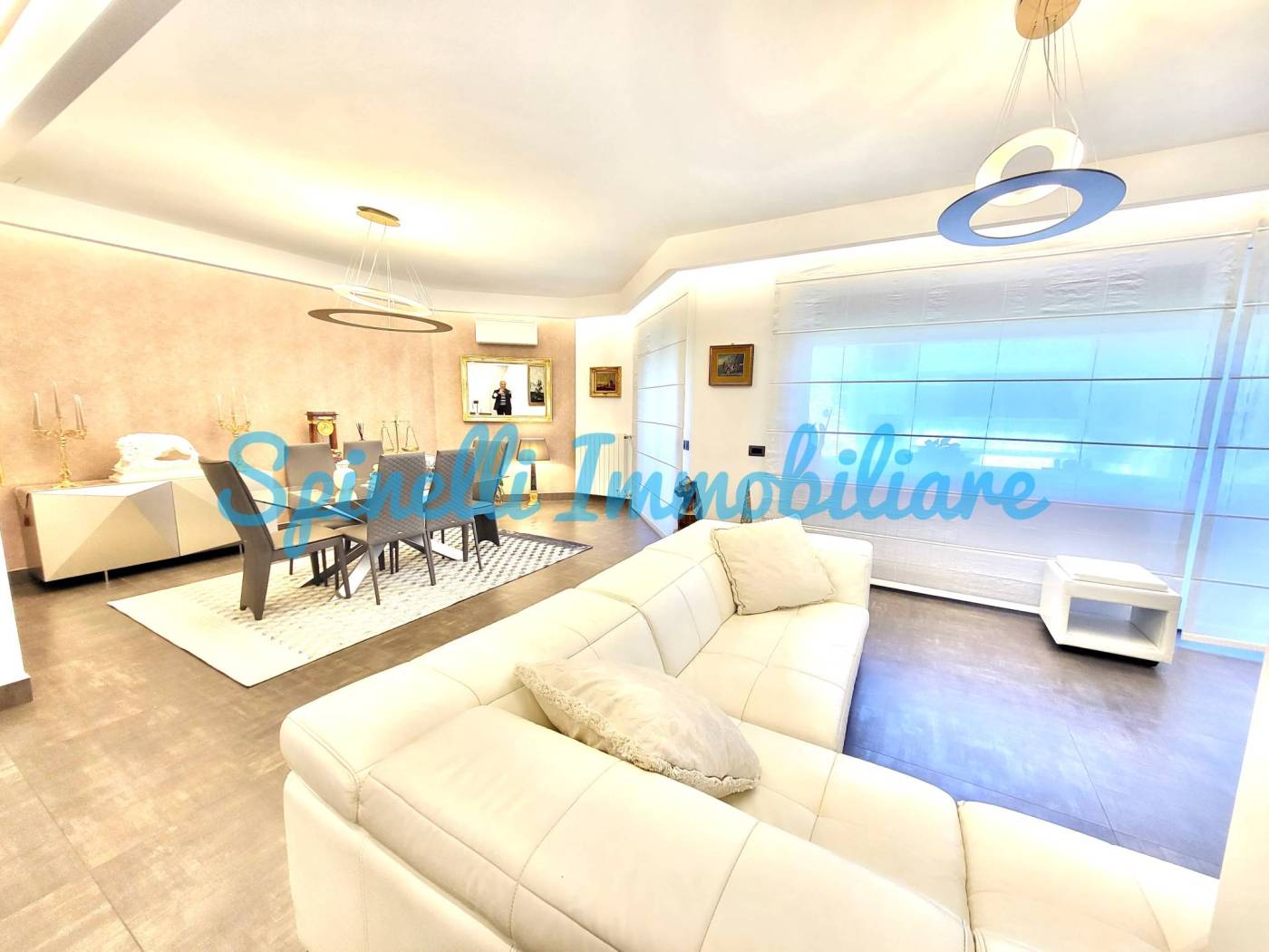 Quadrilocale viale dell&#039;Aeronautica, Eur, Roma