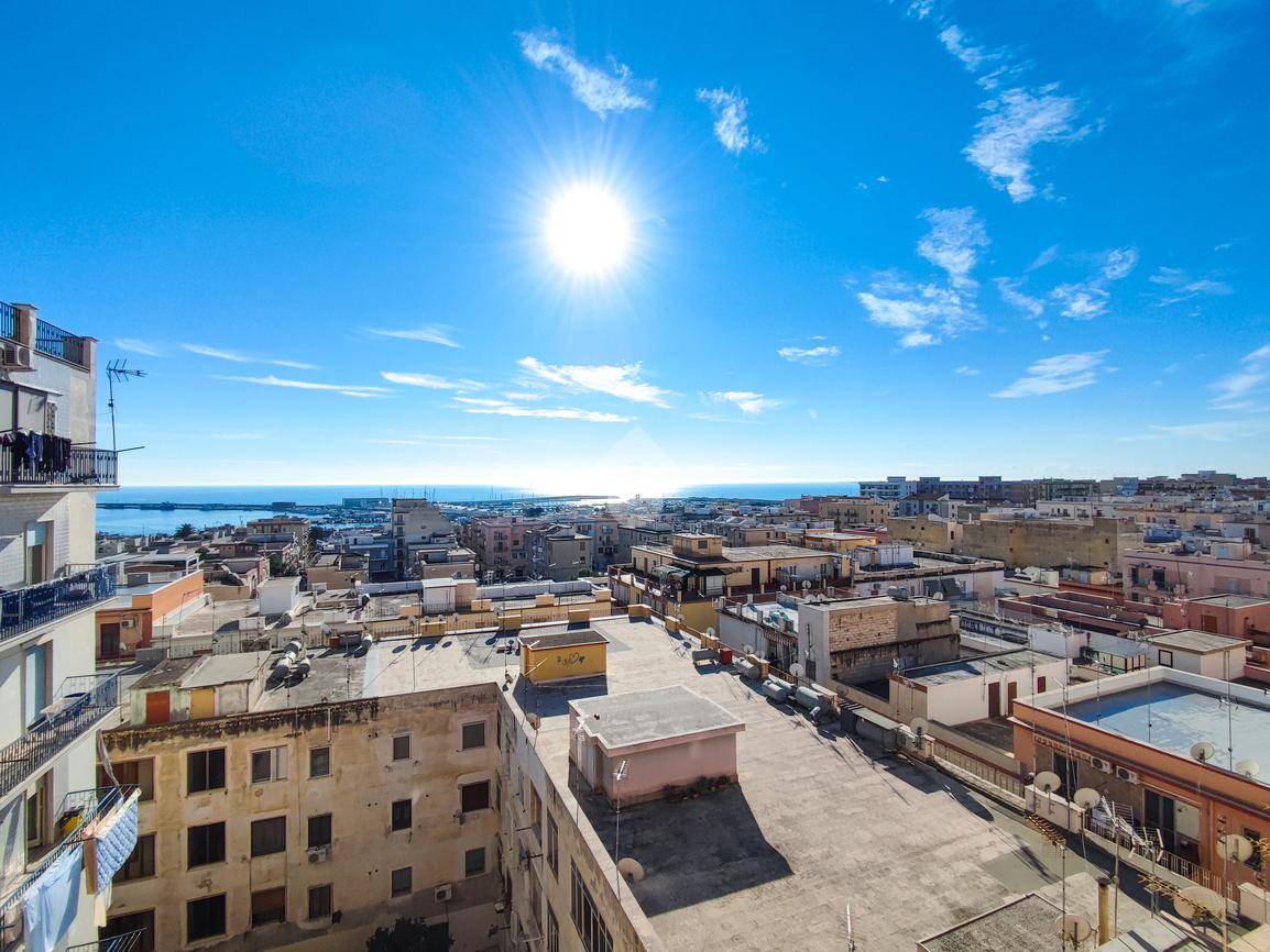 Quadrilocale via Canosa 44, Centro, Manfredonia