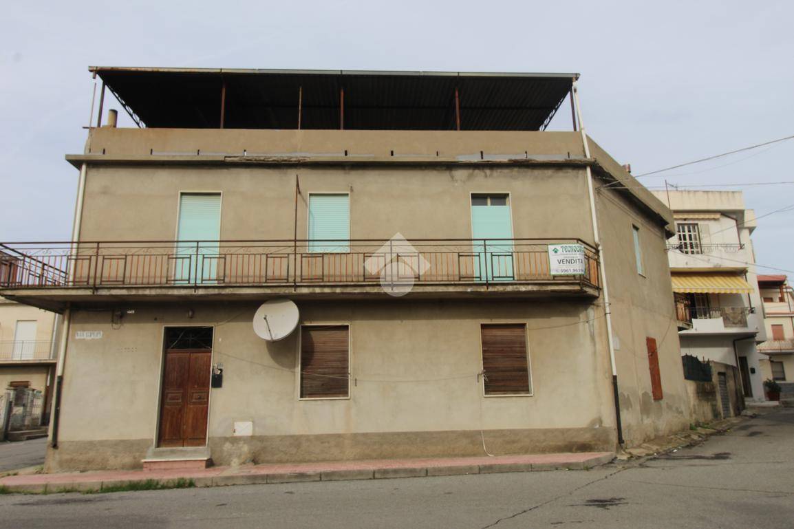 Appartamento via Tagliamento 2, Centro, Botricello