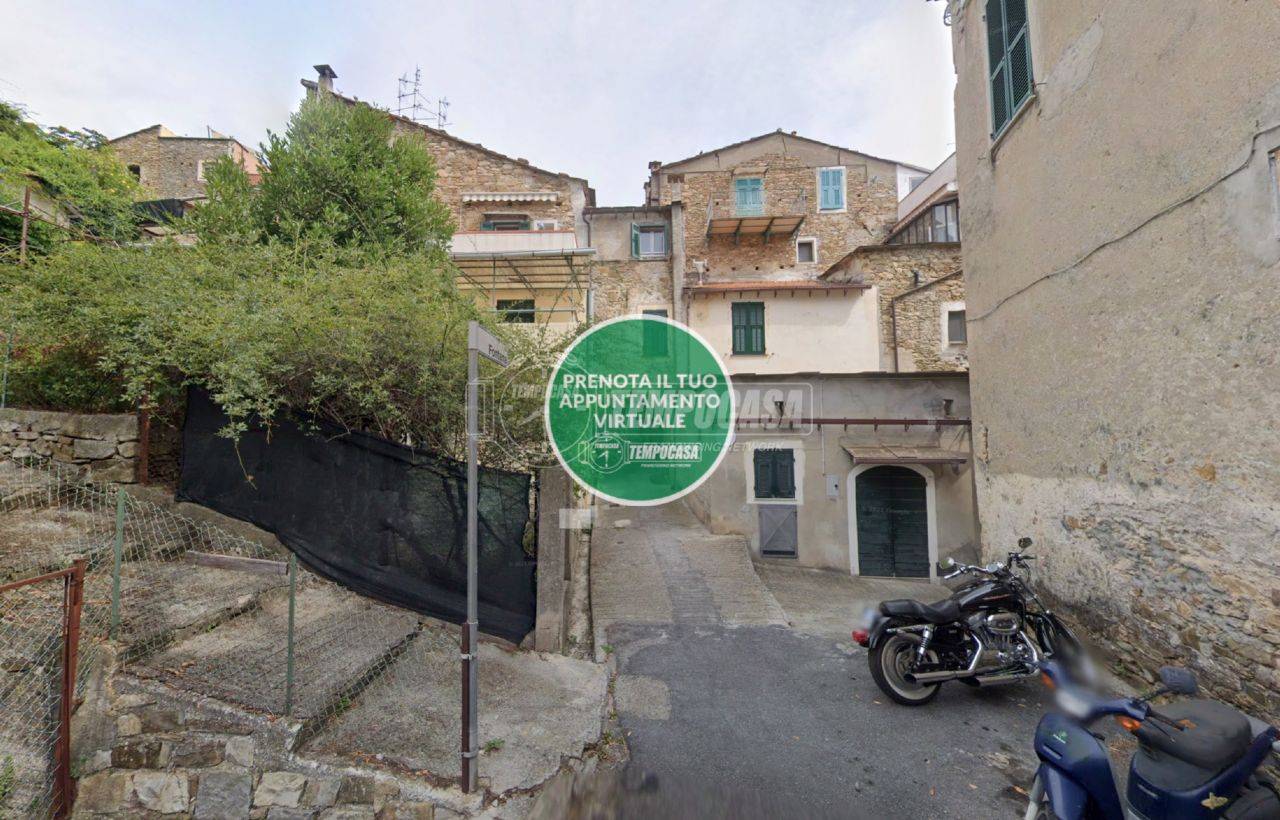 Trilocale via Piani, Caramagna, Imperia