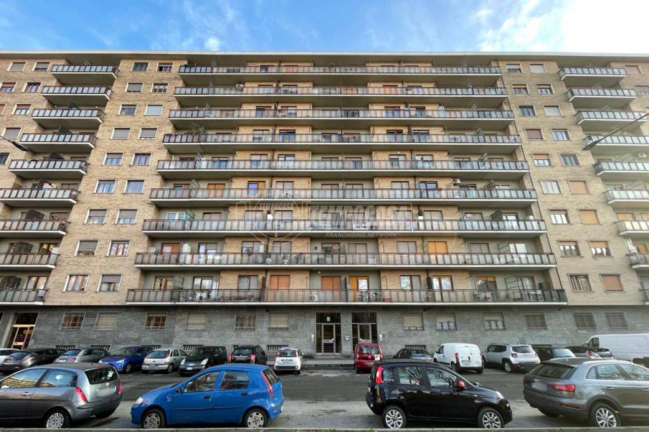 Trilocale piazza Ruggero Bonghi 4, Madonna di Campagna, Torino