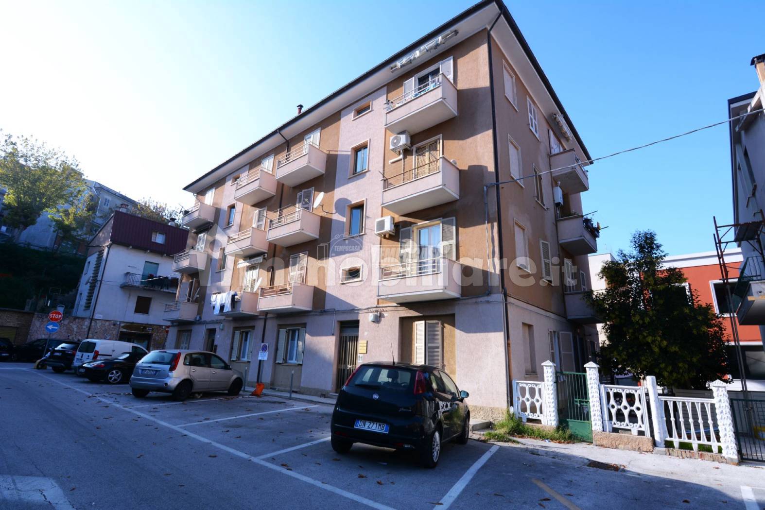 Quadrilocale piazzale Michelangelo 6, Centro, Castelfidardo