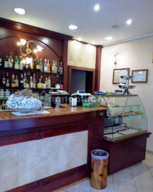 Bar via Francesco Selmi 91, Modena, Rif. 100171482 - Immobiliare.it