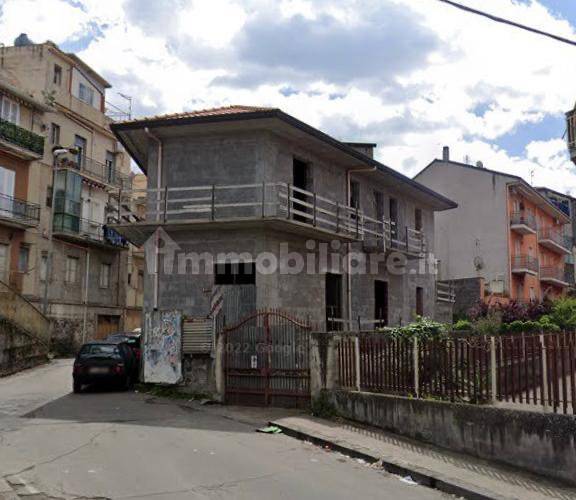 Appartamento via Siena 1, Bronte