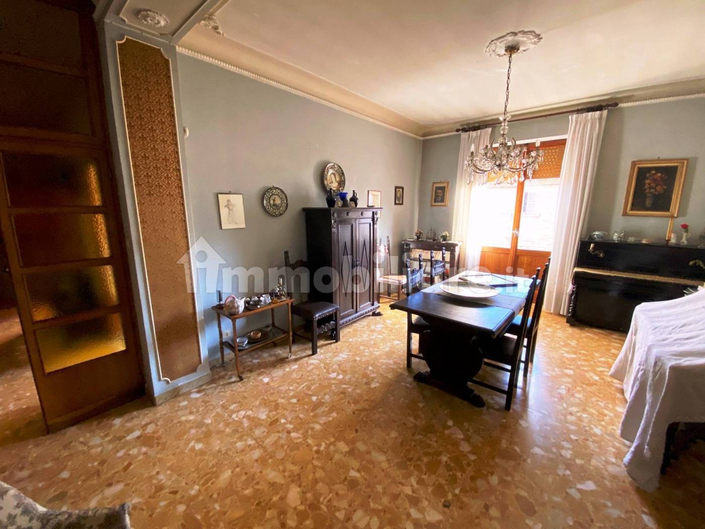 Appartamento da ristrutturare, secondo piano, Centro, San Severino Marche