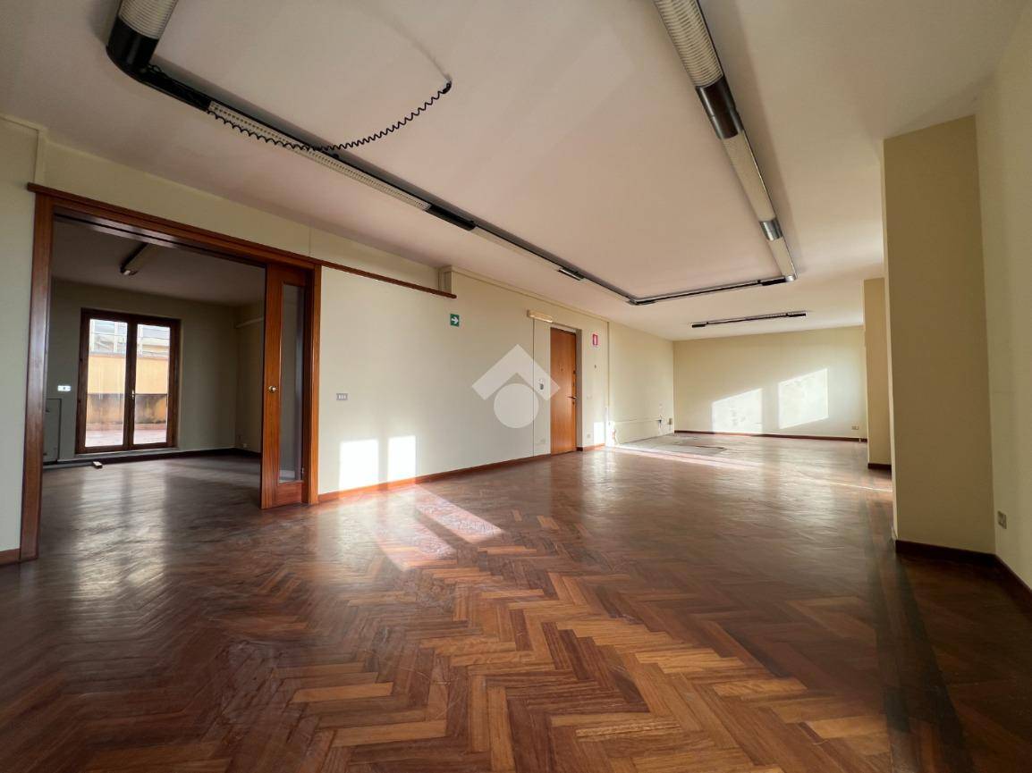 Appartamento viale della Vittoria 271, Via Imera, V. della Vittoria, Via Dante A., Agrigento