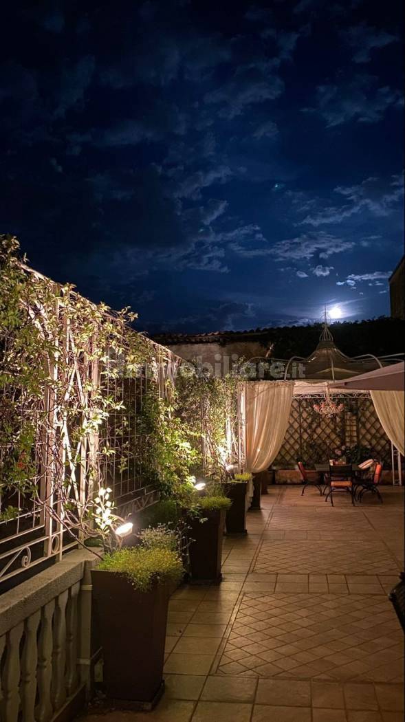 Appartamento buono stato, secondo piano, Centro Storico, Biella