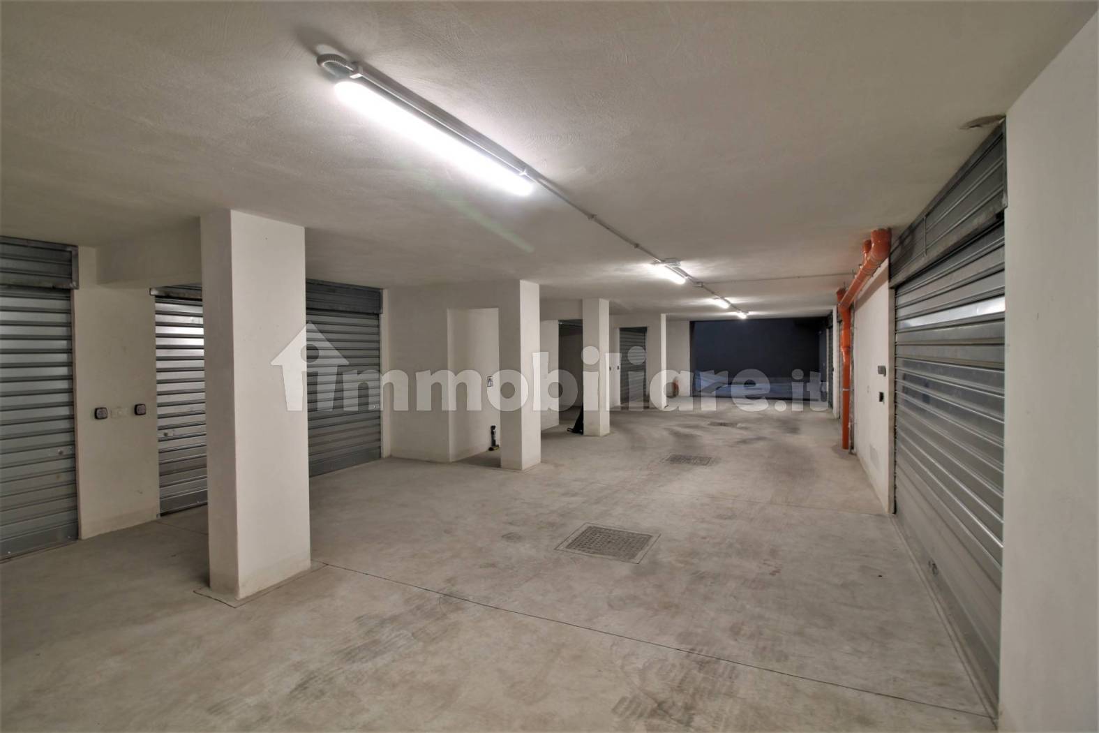 Garage - Box in Vendita