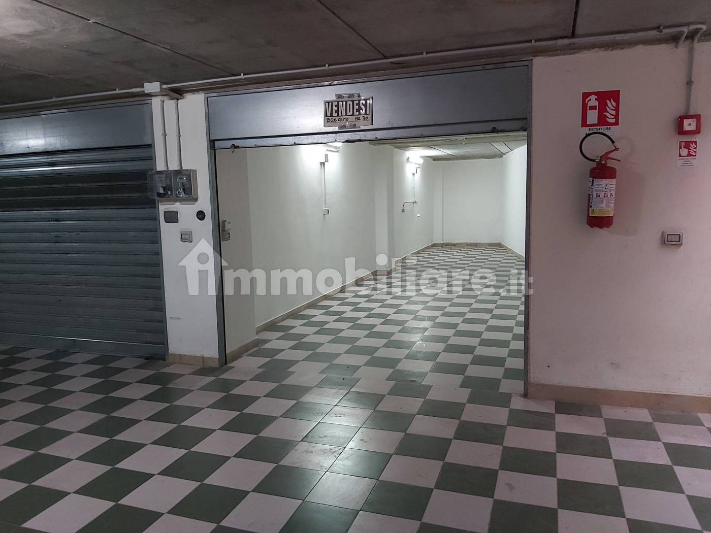 Garage - Box in Vendita