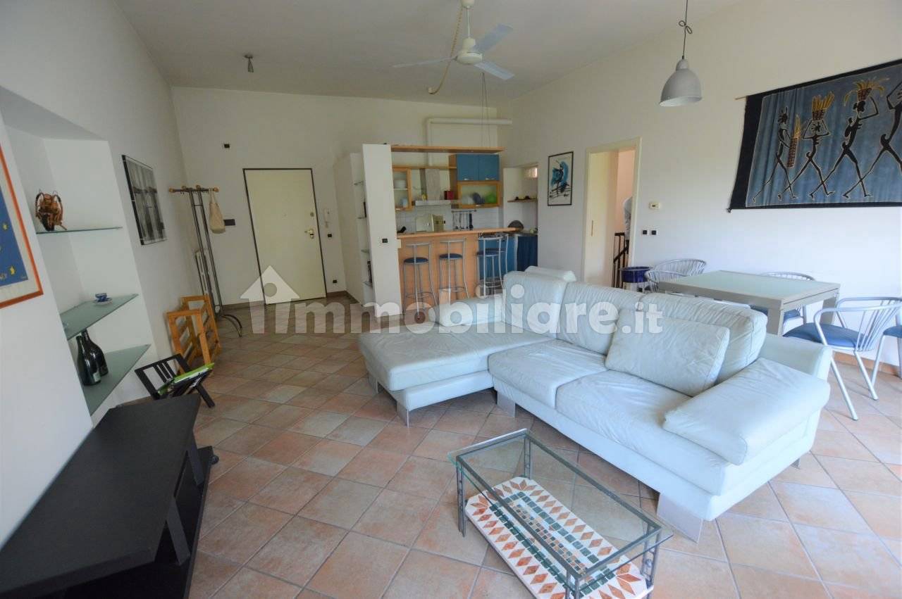 Trilocale via dei Saponari, Centro Storico, Jesi