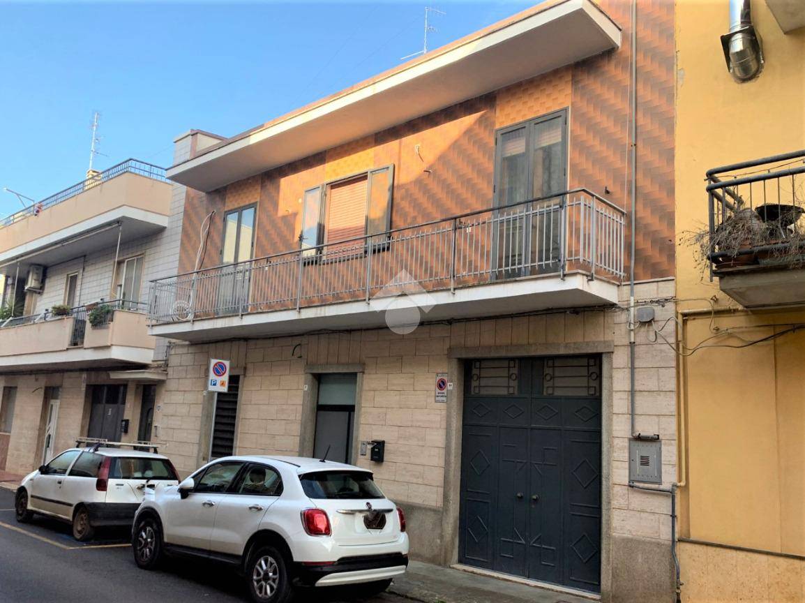 Terratetto unifamiliare via Tenente Giuseppe Castellaneta 57, Acquaviva delle Fonti