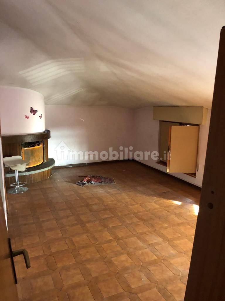 Trilocale via Roma 216, Centro, Tricesimo