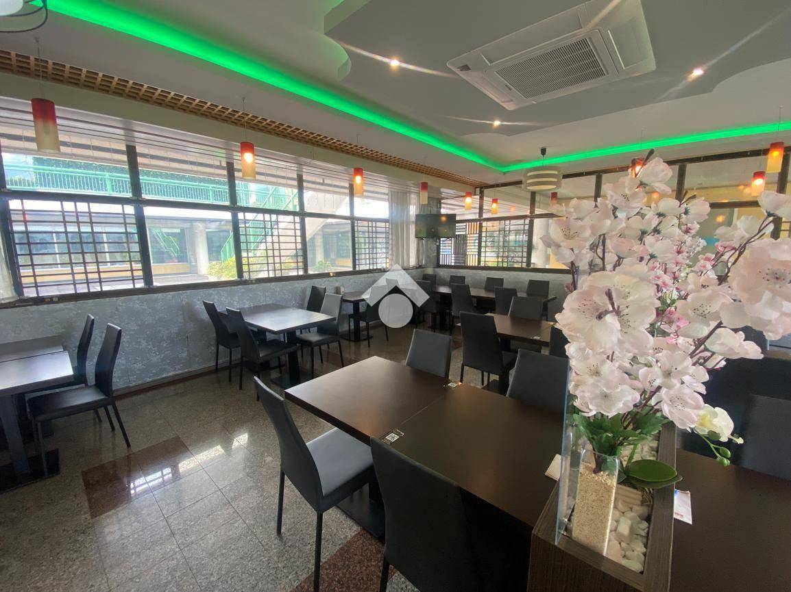 Locale commerciale in Vendita