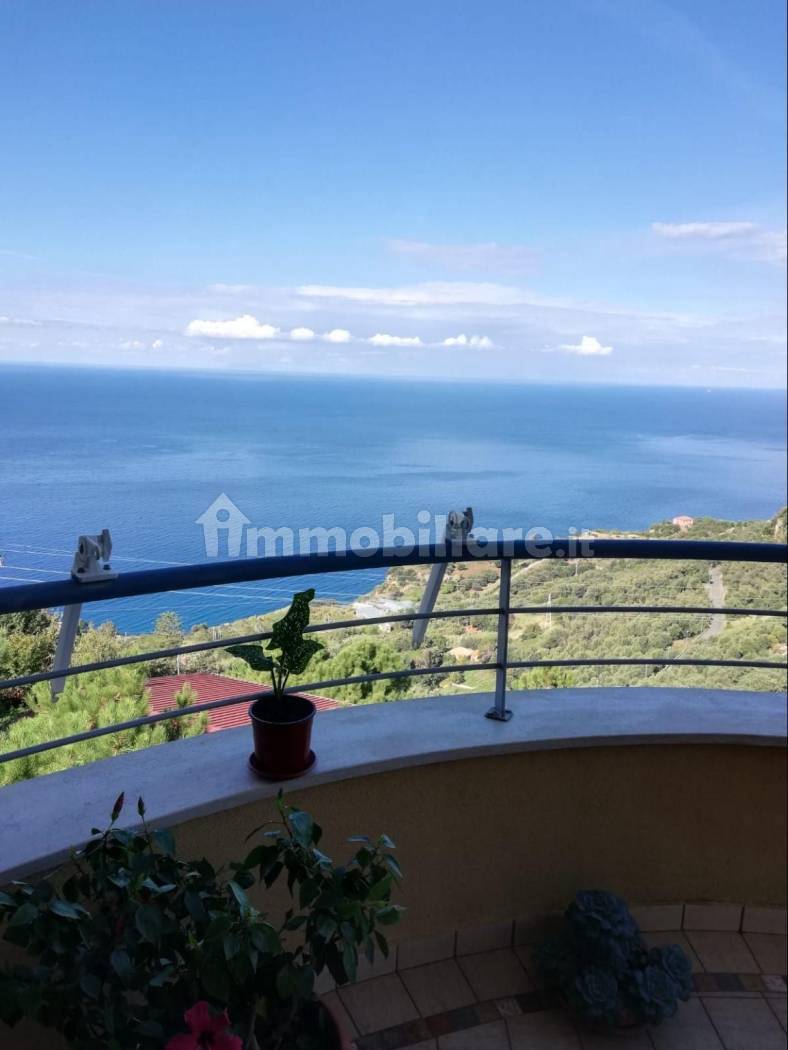 Quadrilocale via Sila 24, Centro, Palmi