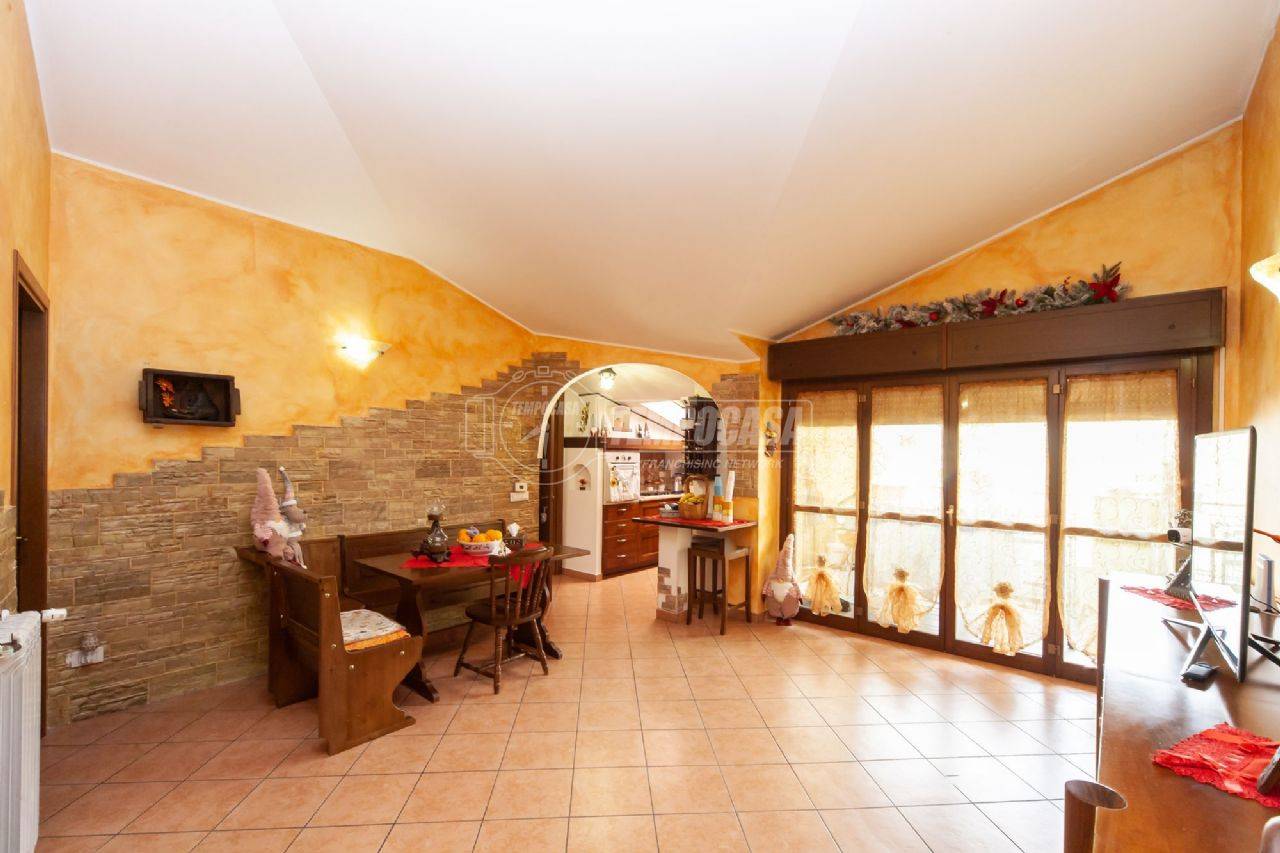 Appartamento via Fratelli Bandiera 28, Taccona, Muggiò