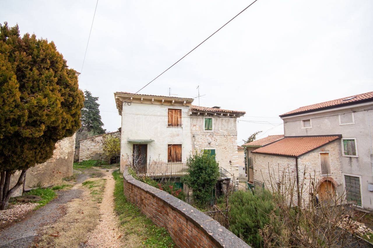 Trilocale Strada Giuseppe Garibaldi 28, San Giorgio Di Valpolicella, Sant'Ambrogio di Valpolicella