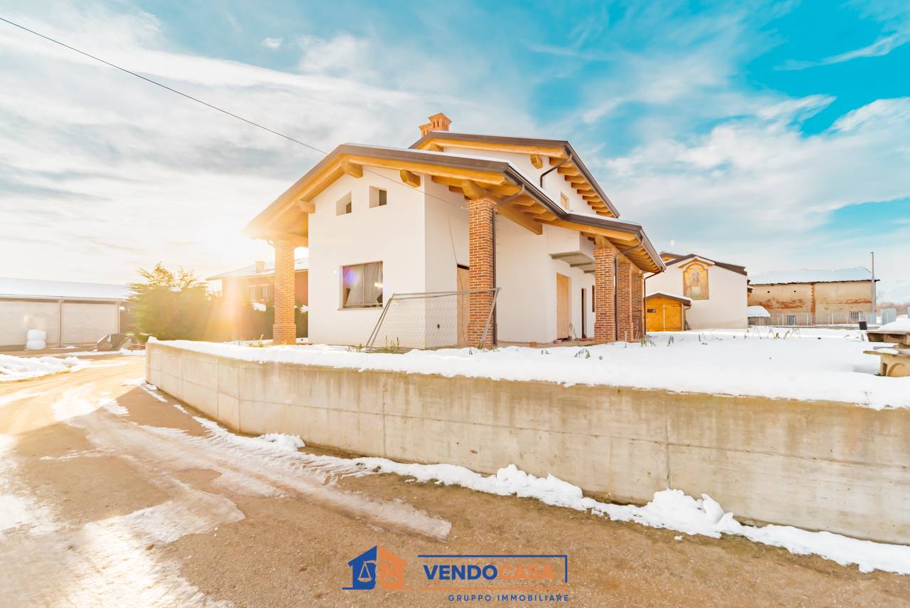 Villa unifamiliare via Strada del Mazzucco 133, Sant'Anna Avagnina, Mondovì