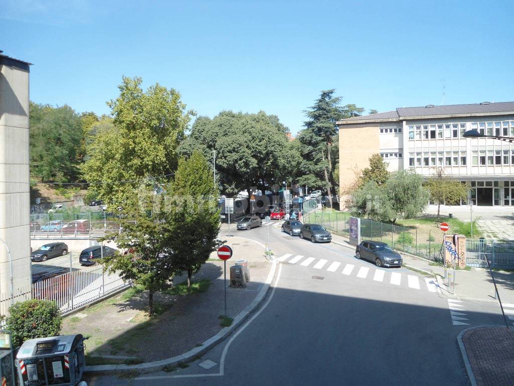 Vendita Appartamento Bologna. Monolocale in via Angelo Finelli. Buono ...