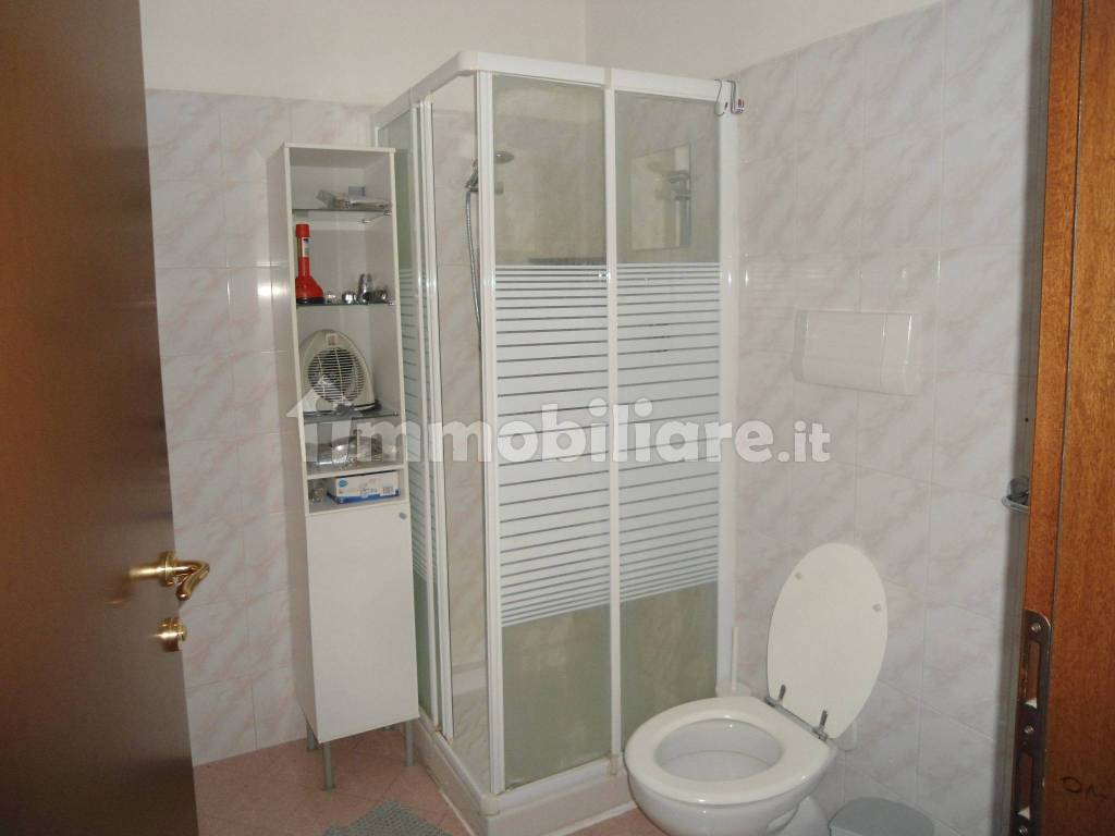 Vendita Appartamento Bologna. Monolocale in via Angelo Finelli. Buono ...