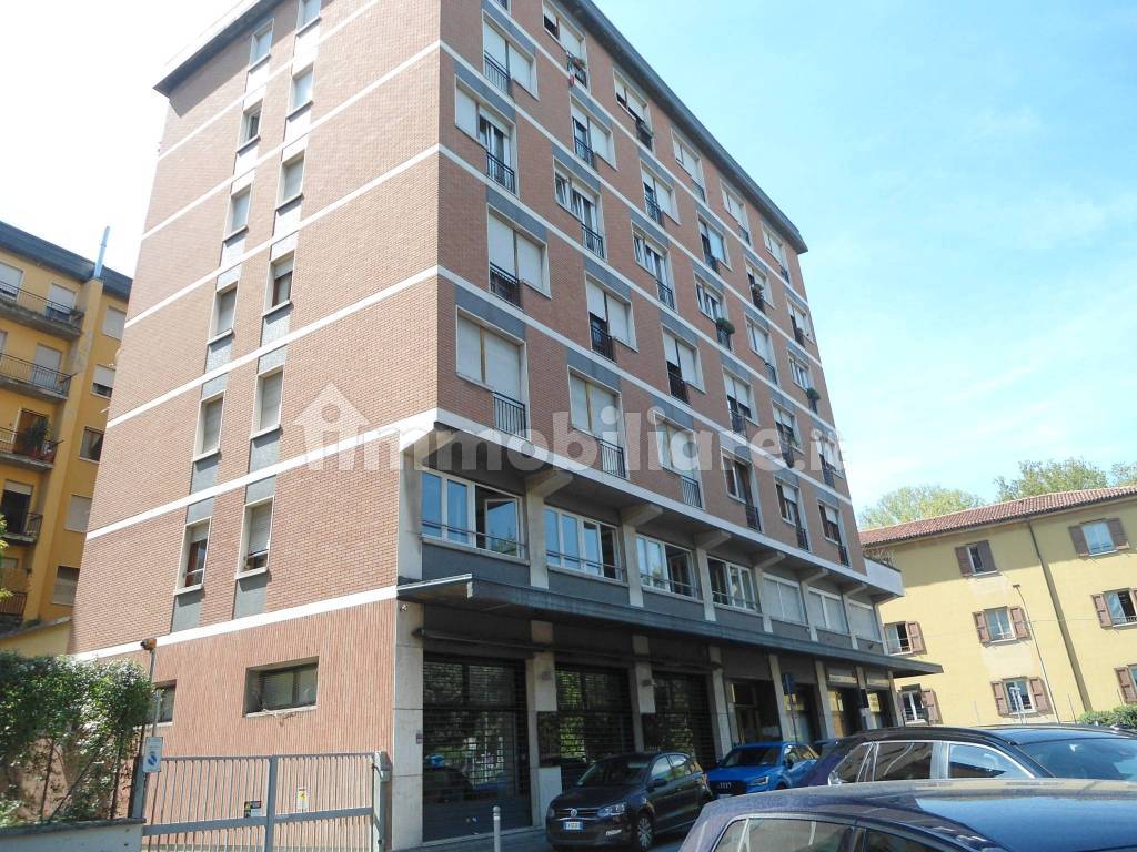 Vendita Appartamento Bologna. Monolocale in via Angelo Finelli. Buono ...