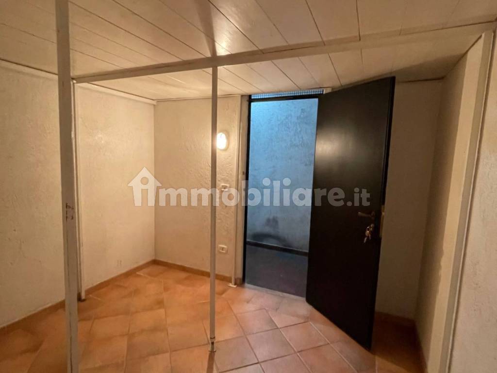 Magazzino - Deposito via del Serafico 135, Roma, rif. 100312100 ...