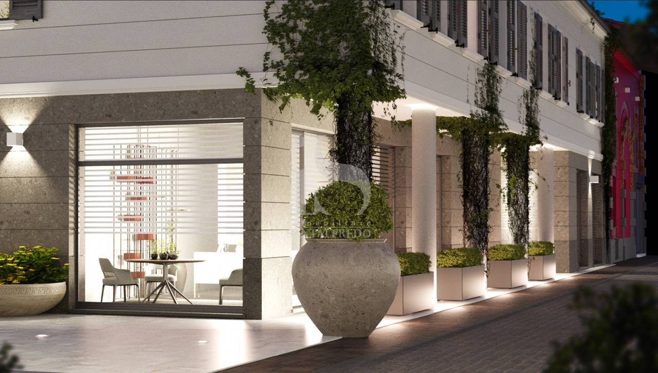 Locale commerciale in Vendita