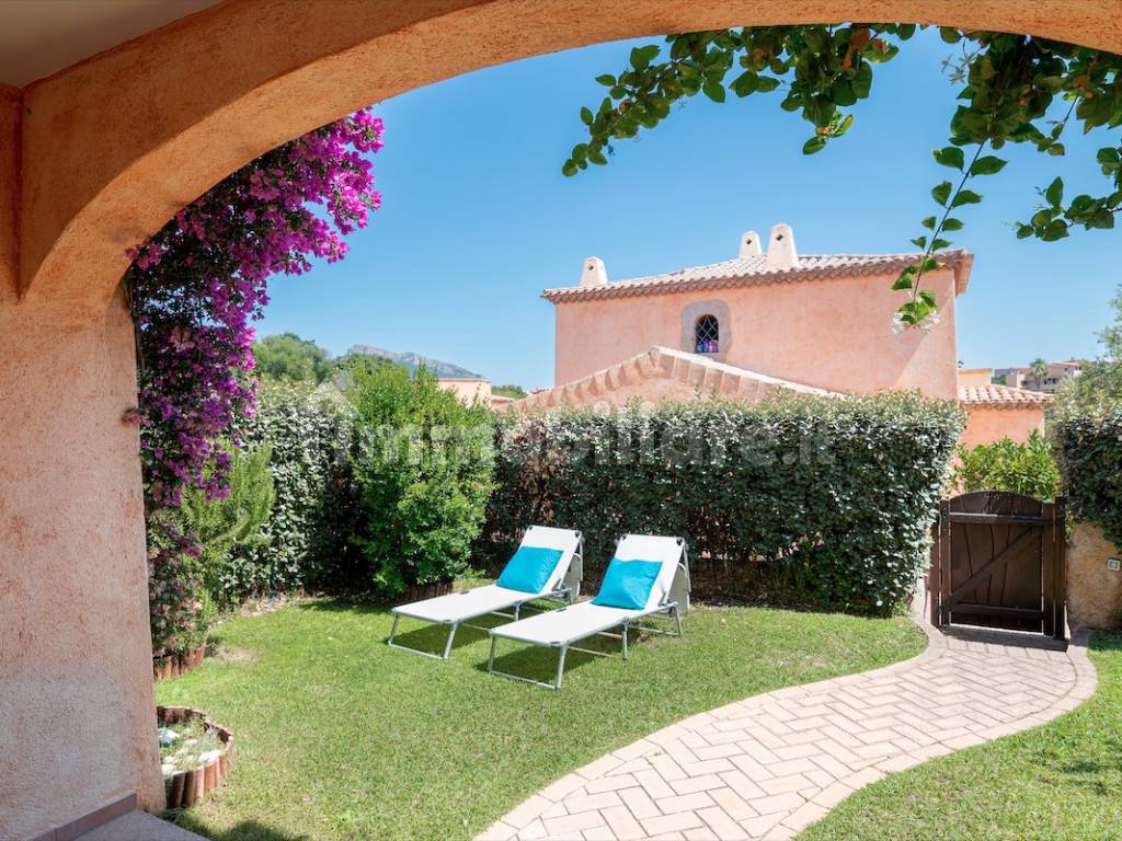 Vendita Appartamento Golfo Aranci. Trilocale in via dei Pini 3A. Ottimo ...