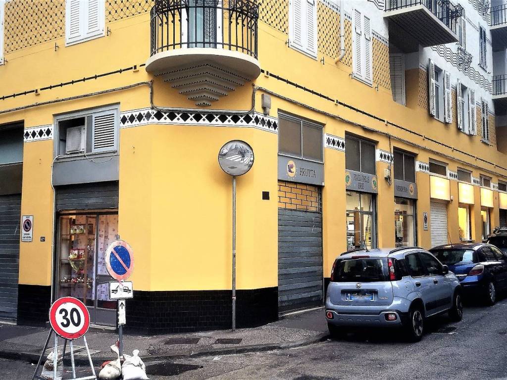 Minimarket via San Francesco d'Assisi, Trieste, rif. 100317736 ...