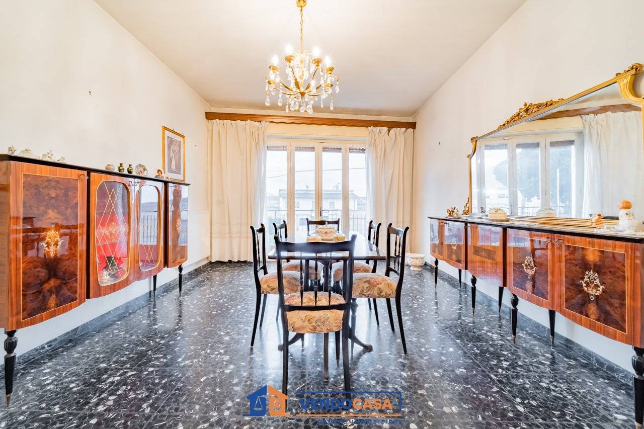 Quadrilocale via Aurelia Ovest, Romagnano, Massa