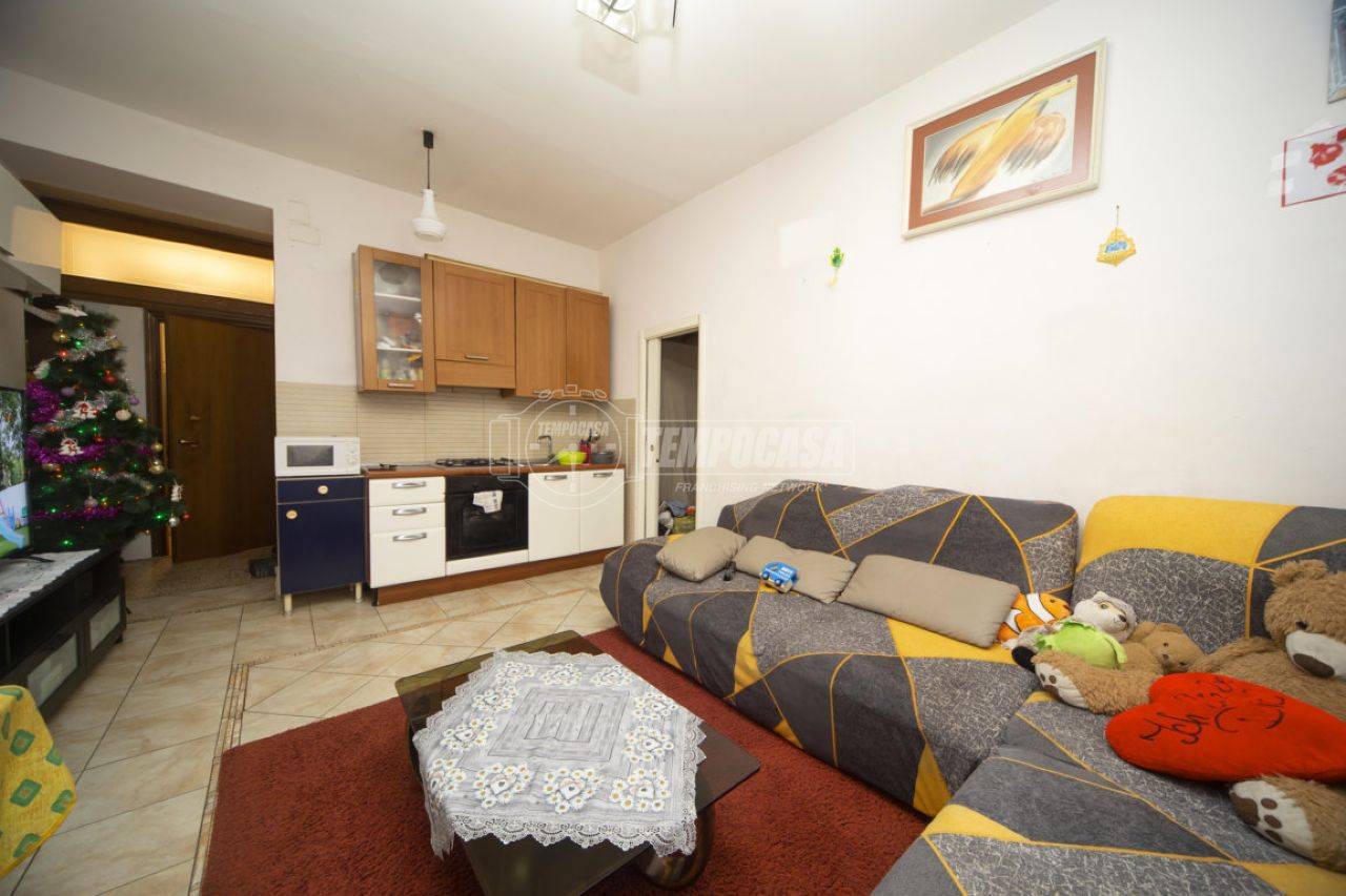 Quadrilocale via dei Filosofi 41/A, Centro, Perugia