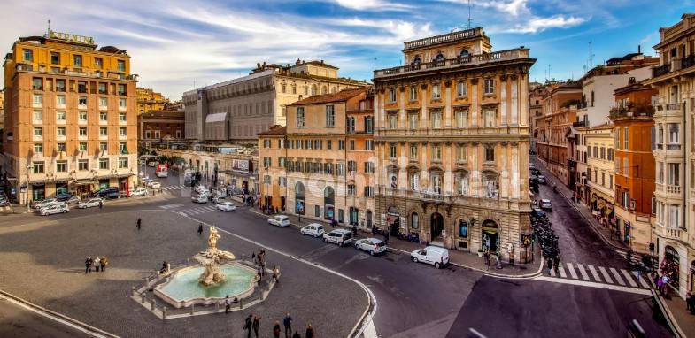 Locale commerciale via Barberini, Roma, rif. 100323398 - Immobiliare.it