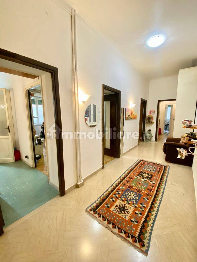 Quadrilocale via di Sant'Erasmo, San Giovanni, Roma