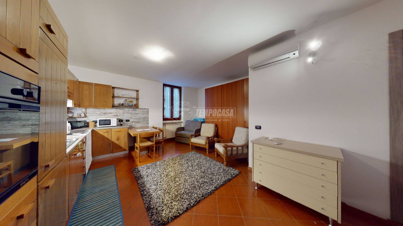 Bilocale via Luigi Busnelli 12, Meda