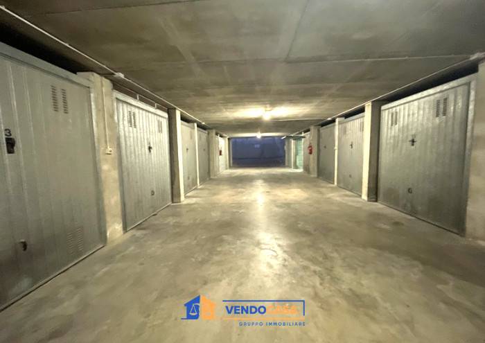 Garage - Box in Vendita