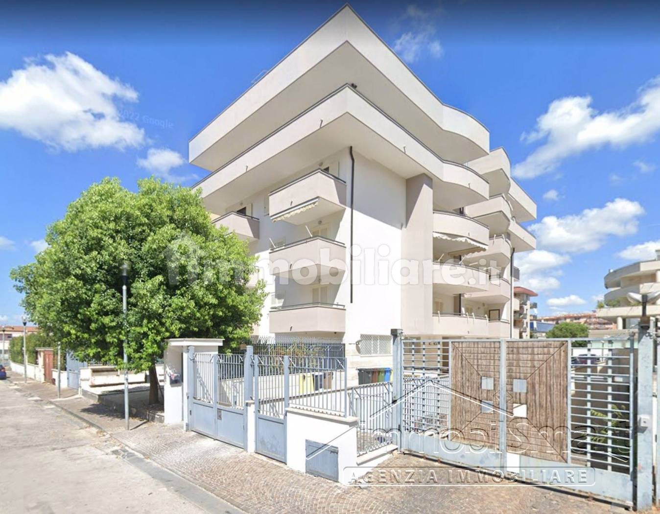 Quadrilocale via Paolo Riverso, Aversa