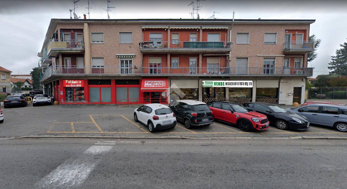 Locale commerciale in Vendita