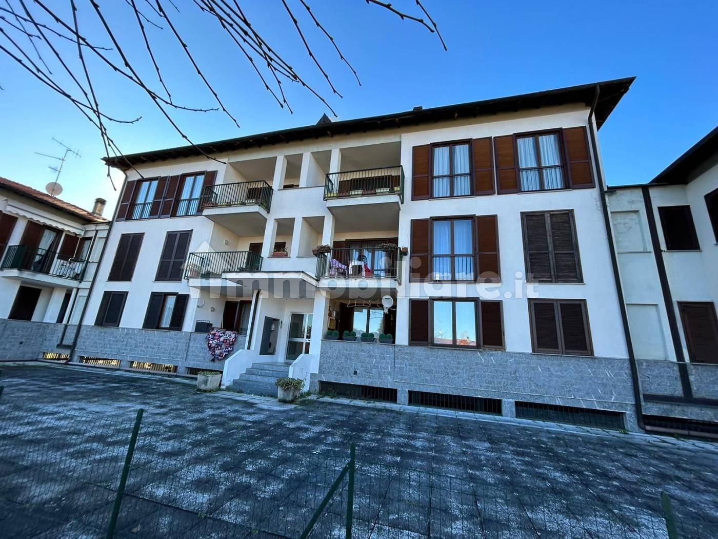 Trilocale via Raffaello Sanzio 26/d, Centro, Stresa