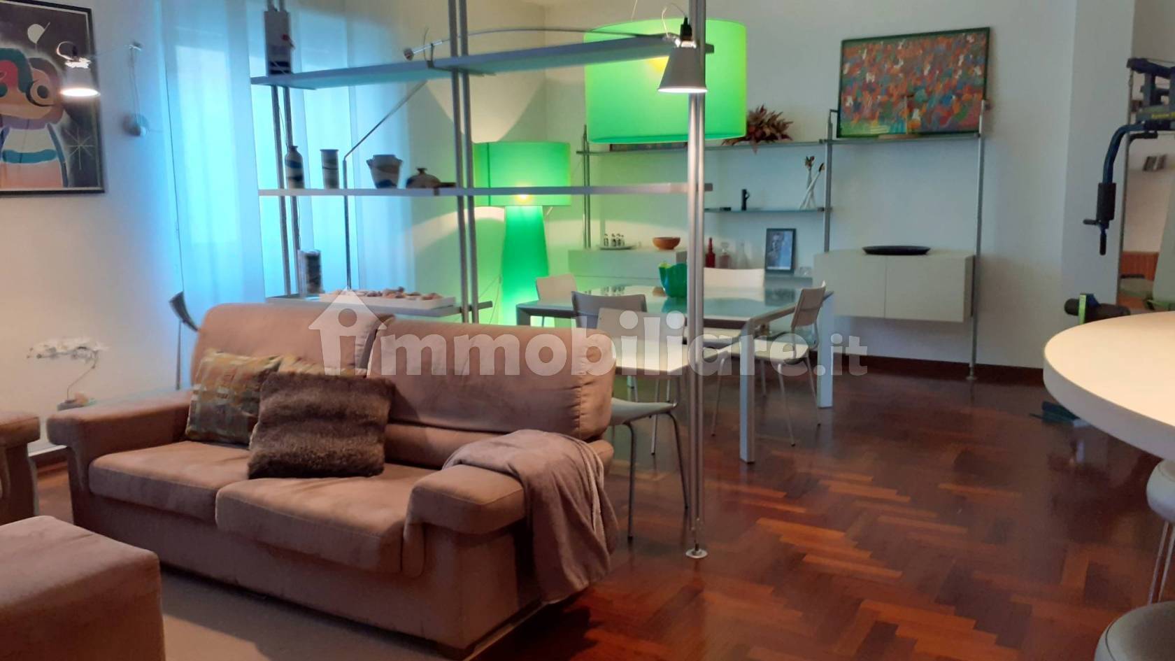 Bilocale piazza Giuseppe Garibaldi 5, Centro, Cantù