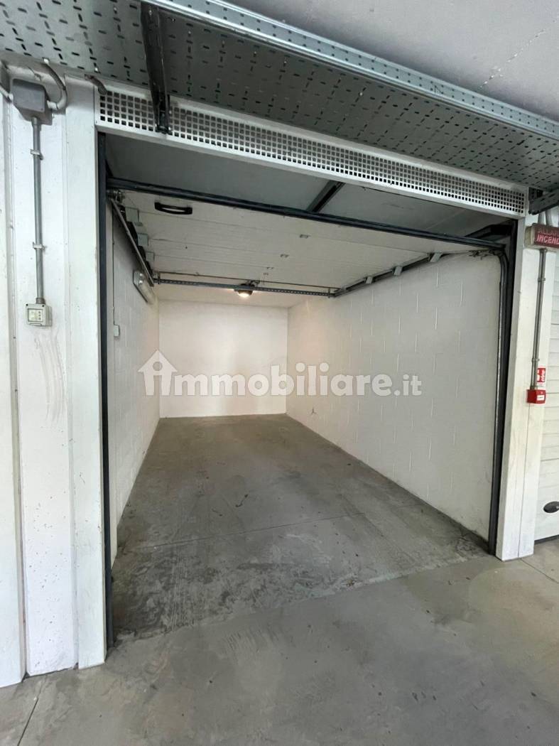 Garage - Box in Vendita